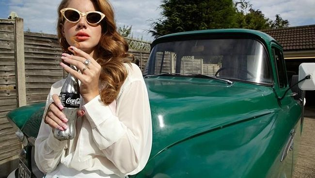 Duda 3 Anak, Ini Sosok Suami Lana Del Rey