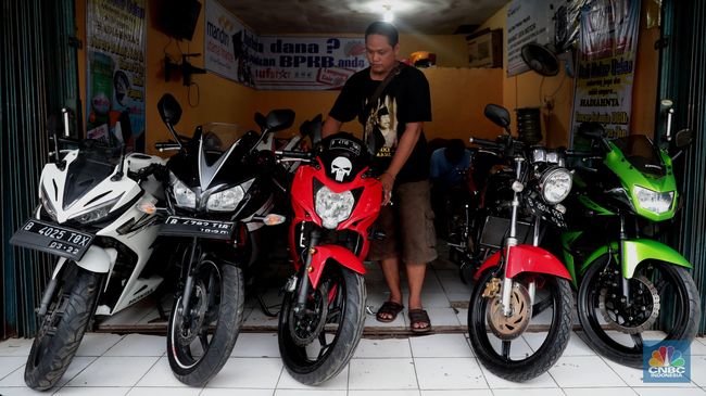 Ekonomi Sulit, Banyak Warga RI Tak Kuat Bayar Cicilan Motor