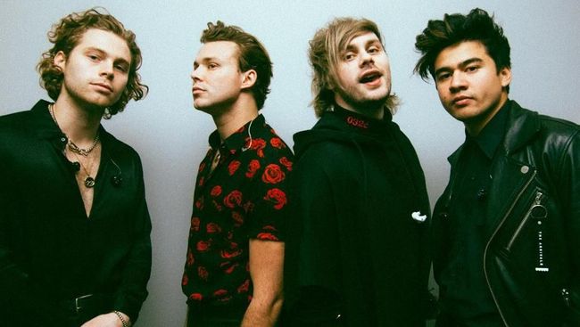 Lirik Lagu Old Me - 5 Seconds of Summer