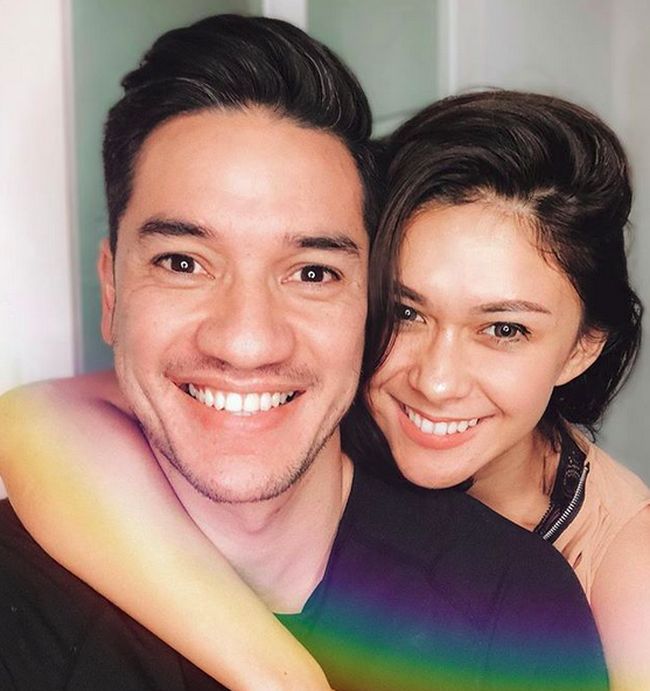 5 Artis Nikah Beda Agama, Nana Mirdad & Andrew White Tak Pindah Keyakinan 5 Artis Nikah Beda Agama, Nana Mirdad & Andrew White Tak Pindah Keyakinan