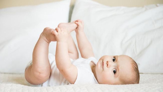 Mempertimbangkan Risiko dan Keuntungan Sunat pada Bayi Laki-laki Mempertimbangkan Risiko dan Keuntungan Sunat pada Bayi Laki-laki