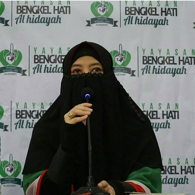 Peggy Melati Sukma ungkap Alasan Langsung LDR dengan Suami Usai Menikah ...