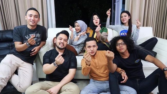 Tim Jurnalrisa Ucapkan "Bubar", Tutup Channel atau Buka Bareng?