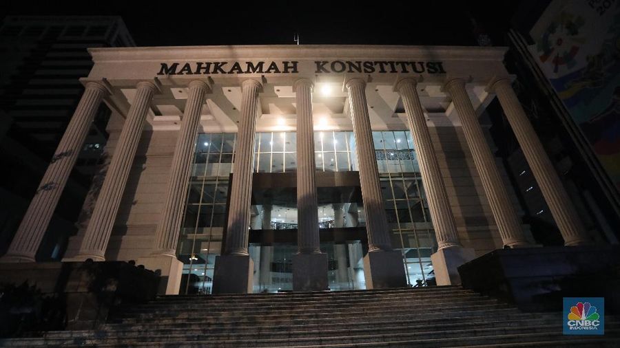 Breaking News: MK Putuskan Pemilu 2024 Tetap Coblos Caleg