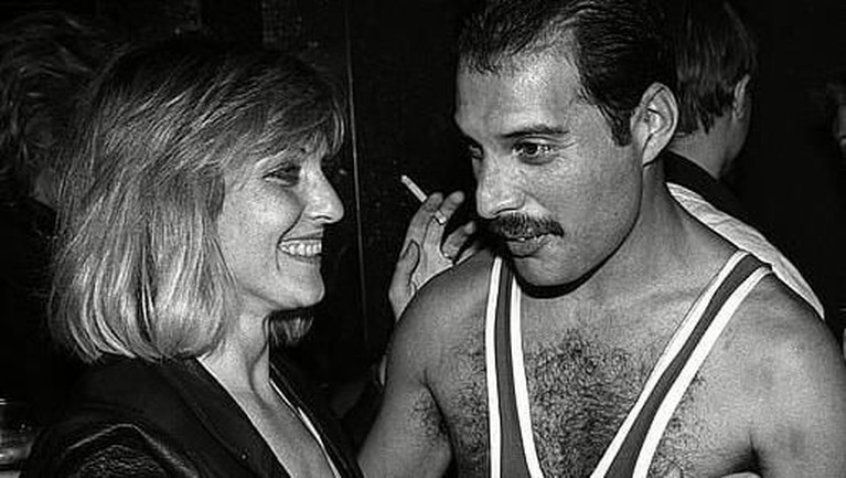 Bukti Cinta Freddie Mercury pada Marry Austin - Foto 1 Bukti Cinta Freddie Mercury pada Marry Austin - Foto 1