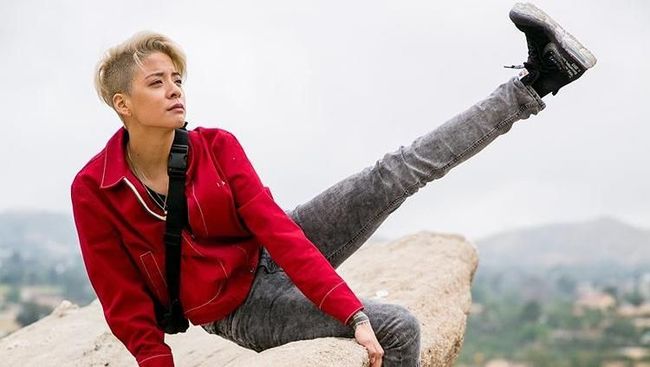 Ciuman Panas di Video Musik, Amber Liu Unggah Reaksi Syok Teman-teman