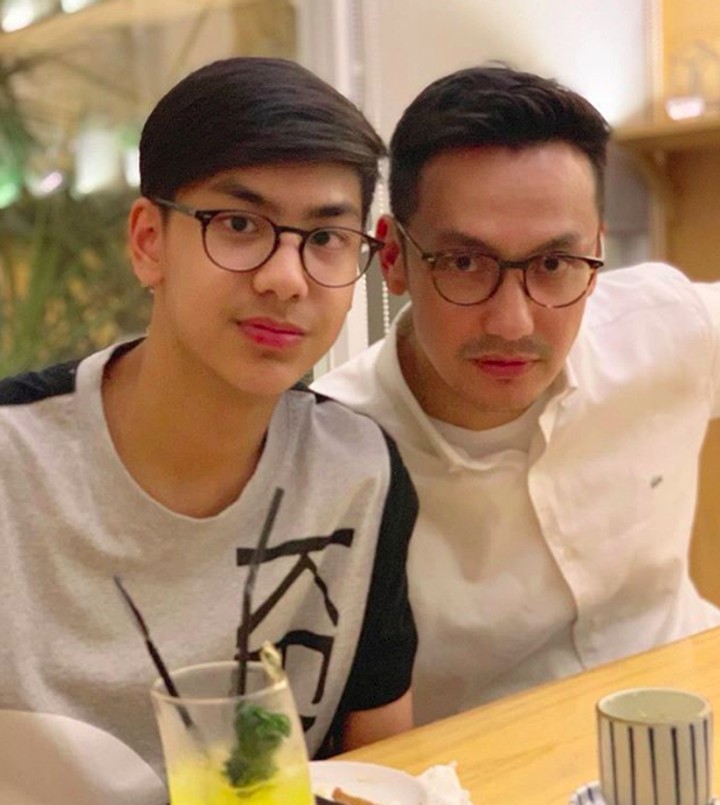 Seperti Kakak Adik, 7 Potret Aktor Gunawan dan Putranya - Foto 7