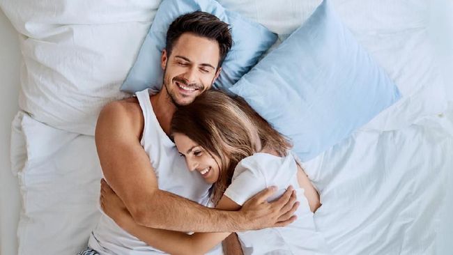 6 Posisi Seks yang Paling Disenangi Suami, Mana Favorit Bunda?