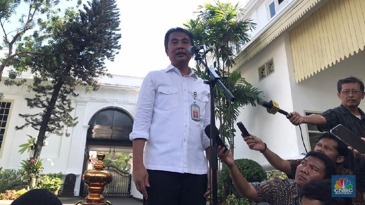 Jokowi Angkat Bey Machmudin Jadi Staf Ahli Menteri Sekretaris Negara