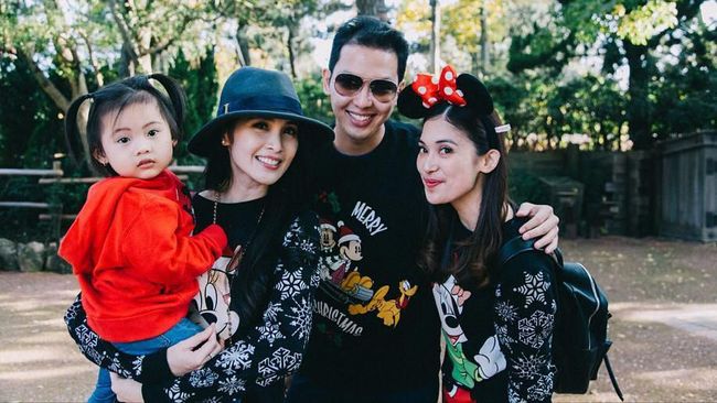 Gantengnya Raymond Gunawan, Adik Sandra Dewi yang Jarang Terekspos - Foto 1