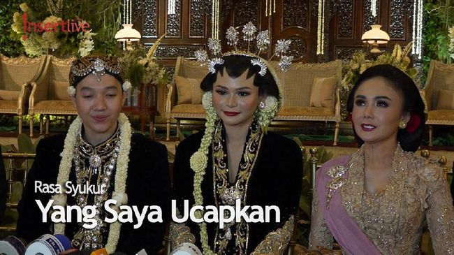 Ucap Syukur Yuni Shara Saat Adiknya Kartika Sari Menikah