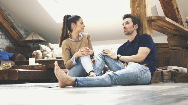 Wanita Sunda Curhat Alasan Suami Bule Kerap Pelit Ternyata Bikin Termenung