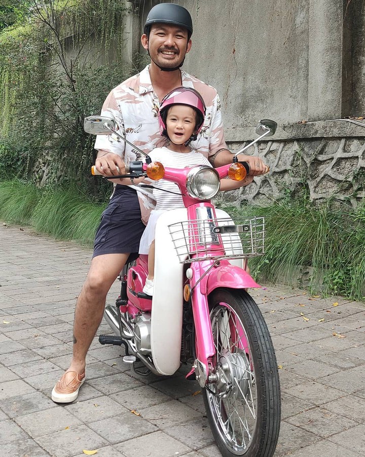 7 Foto Menggemaskan Salma dan Sang Ayah, Rio Dewanto - 3