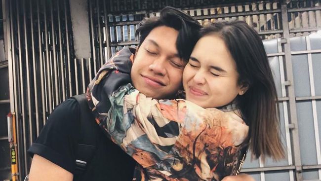 Selebgram Laura Anna & Pacar Dihujat Usai Galang Dana Biaya Rumah Sakit
