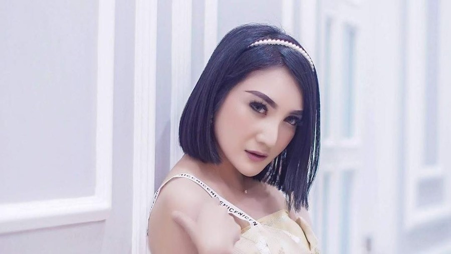 3 Artis yang Blak-blakan Bongkar Aib Mantan Suami 3 Artis yang Blak-blakan Bongkar Aib Mantan Suami