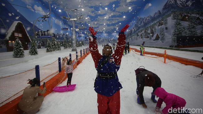 Promo Spesial Trans Snow World Bintaro Bulan April, Jangan Terlewat Bun
