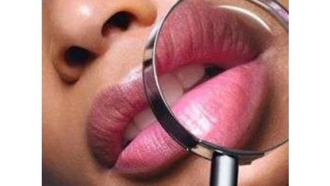 Cara Mudah Membuat Bibir Merah Merona Alami