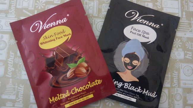 Murah Meriah Gak Sampai 15K, Masker Vienna Bagus Gak Sih Ladies?