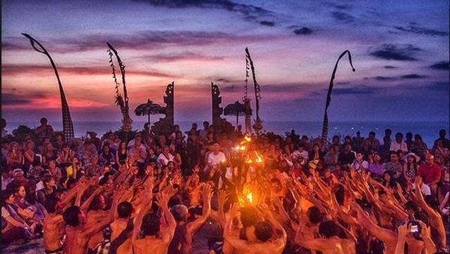 Punya Kekayaan Budaya, Ini Tradisi Unik yang Hanya ada di Indonesia