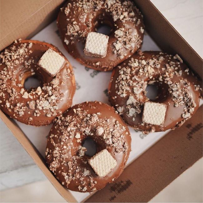 Loacker X Gordon, Menu Baru di Gordon Donuts & Coffee yang Wajib Dicoba!