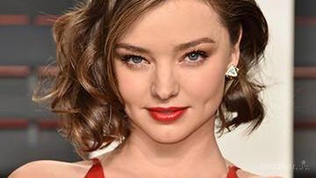 4 Tips Makeup Mudah untuk Wajah Bulat