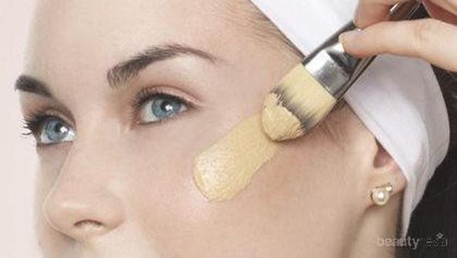 Tips Memakai Base Makeup Agar Wajah Tampak Mulus