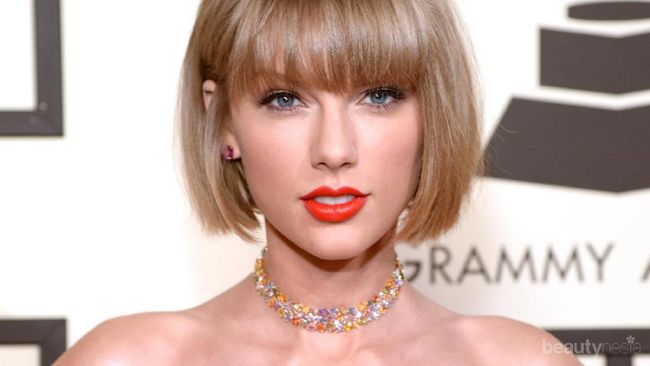 Tips Makeup ala Taylor Swift Tips Makeup ala Taylor Swift