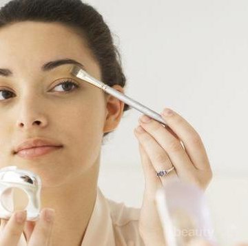 Tips Makeup untuk Tampil Cantik Saat Ke Kantor