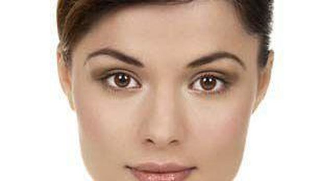 Tips Makeup Simpel untuk Wajah Kotak