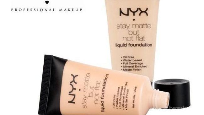 4 Pilihan Liquid Foundation Favorit untuk Sempurnakan Makeup