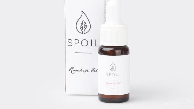 Review: Spoil Organics Rosehip Oil