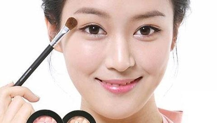 Cantik Dengan 5 Makeup Ini
