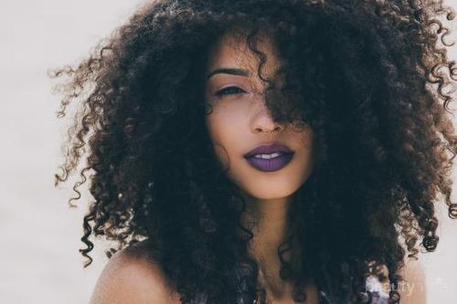 10 Produk Terbaik Untuk Rambut Keriting