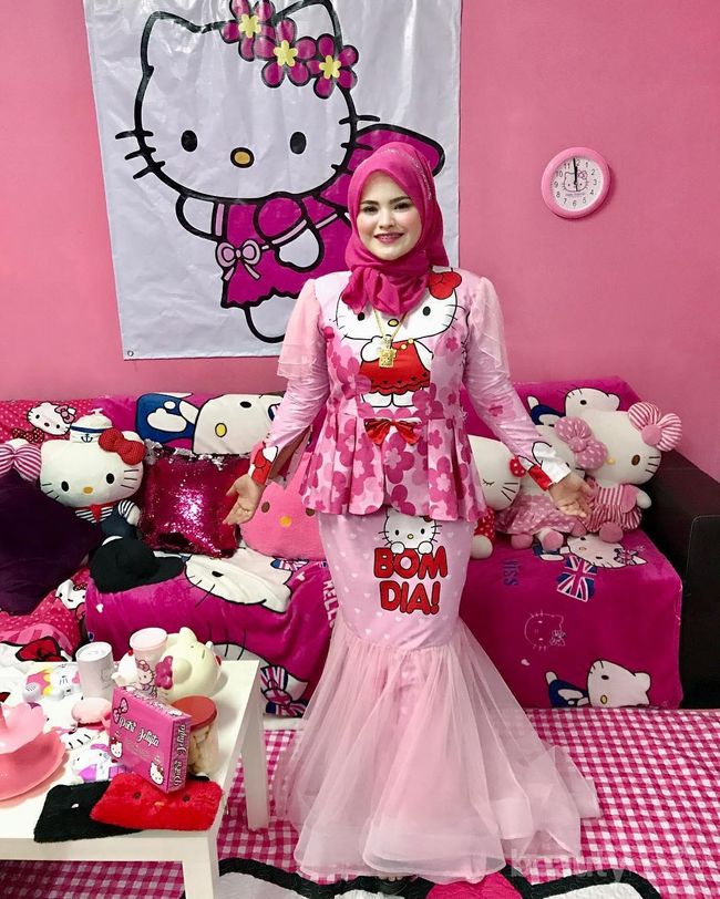 [FORUM] Asik! Hijabers Pecinta Hello Kitty Sekarang Bisa Pakai Gaya ...
