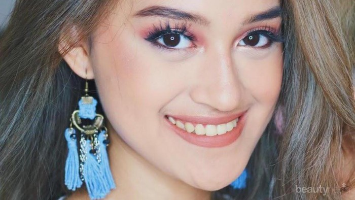 Makeup apa yang gak pernah ketinggalan kamu pakai setiap hari? Makeup apa yang gak pernah ketinggalan kamu pakai setiap hari?