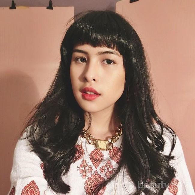 Cute Banget! Ini Model Poni Selebriti Indonesia yang Bisa Kamu Contek