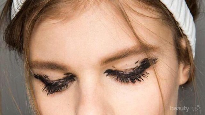 Makeup Mata Kamu Gampang Luntur? Mungkin Ini Penyebabnya