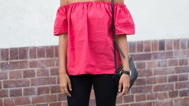 Tanpa Dijahit, Ini DIY Off Shoulder Top yang Mudah Dibuat untuk Gaya di ...