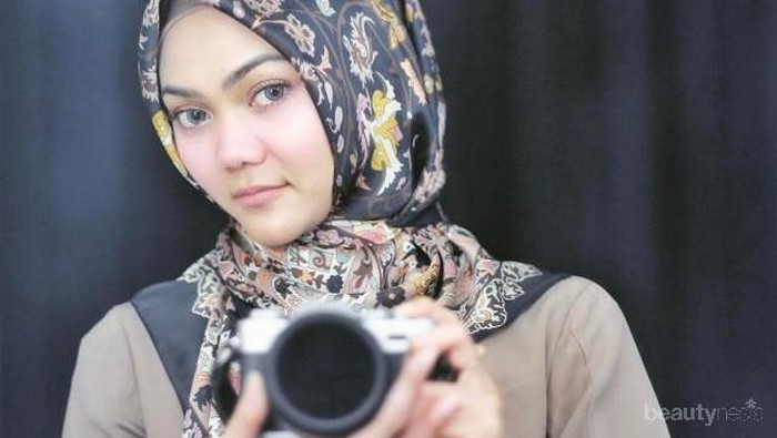 Mau Berhijab Simple Nan Elegan? Intip Inspirasi Gaya Hijab Ala Artis ... Mau Berhijab Simple Nan Elegan? Intip Inspirasi Gaya Hijab Ala Artis ...