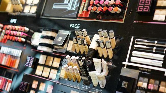 [FORUM] Dear, gimana ya caranya tak sungkan saat memilih tester makeup ...