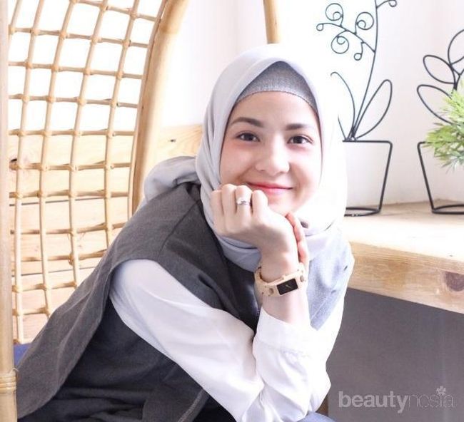 Tampil dengan Outfit Hijabers Kekinian, Ini Gaya Natasha Rizky yang ...