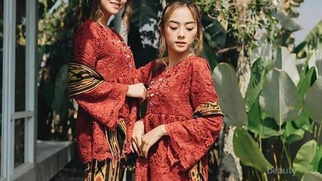 5 Inspirasi Look dengan Kebaya Berwarna Maroon Buat Acara Formal! Mau ...