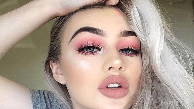 Ingin Mendapatkan Efek Spider Lash yang Super Unik? Yuk Ikuti 5 Langkah ...