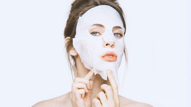 Sering Pakai Sheet Mask? Ternyata Begini Ladies, Cara Pakai Sheet Mask ...