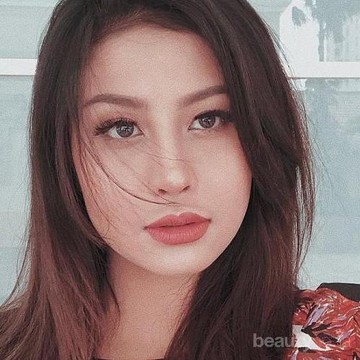 Beda Banget! Ini Dia Transformasi Penampilan Awkarin Dulu dan Sekarang