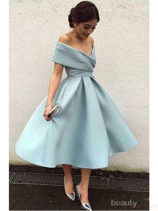 Beberapa Tampilan untuk Prom Night dengan Menggunakan Dress