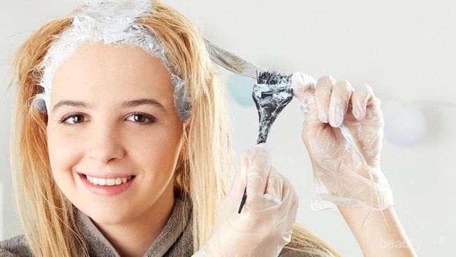 Enggak Nyangka, Ternyata Bleaching Rambut Sendiri di Rumah Berbahaya ...