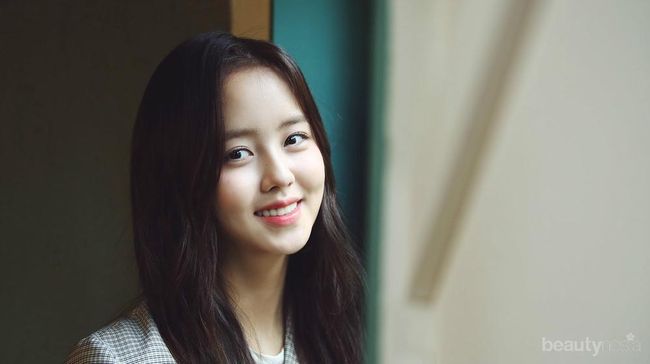 Kamu Pemilik Dahi Lebar? Wajib Banget Ikuti 5 Tips Makeup Ini!