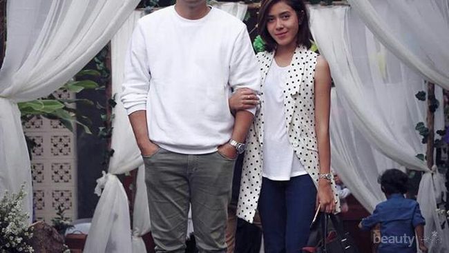 Potret Mantan Suami Rina Nose yang Kini Punya Istri Baru
