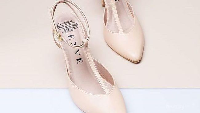 Shopping Guide: 5 Brand Sepatu Lokal Ini Siapkan Koleksi Cantik untuk ...